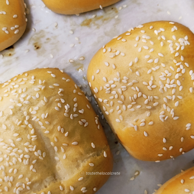 Kalitsounia: The Popular Sweet Cretan Delicacy